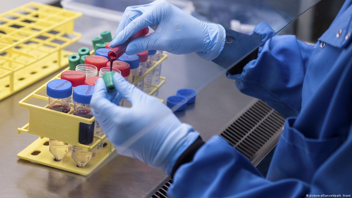 Coronavirus latest: UK phase 2 vaccine trial shows promise – DW – 07/20 ...