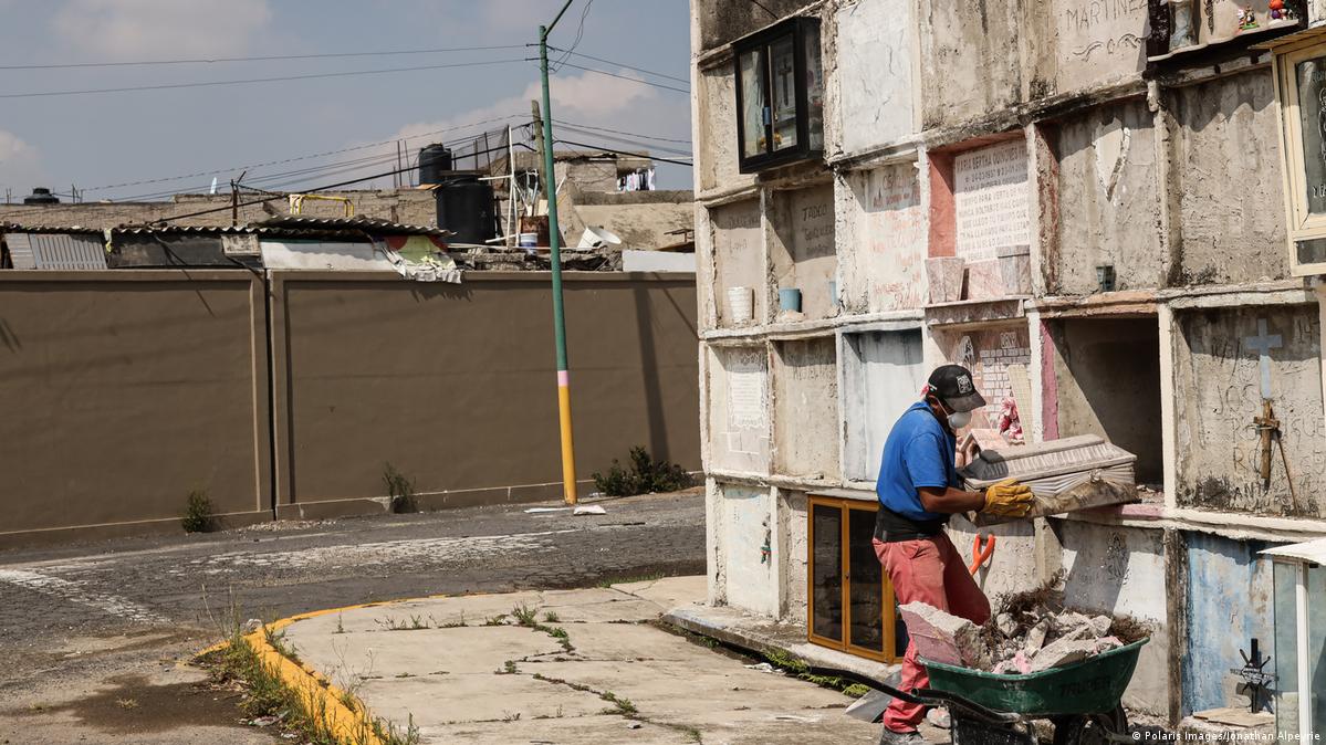 El coronavirus satura un cementerio en México – DW – 26/07/2020