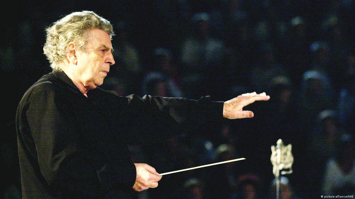 Greek composer Mikis Theodorakis dies – DW – 09/02/2021