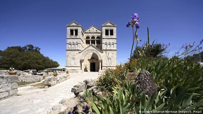 Archäologen entdecken steinalte Kirche bei Berg Tabor | Kultur | DW ...