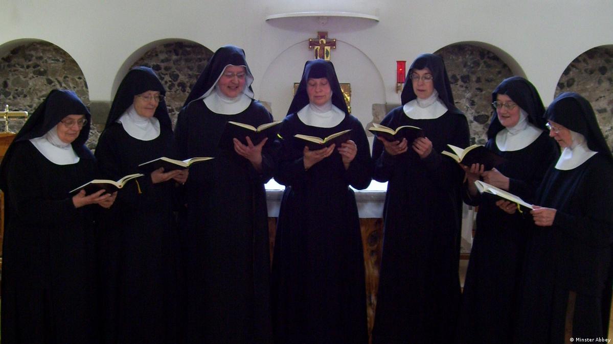 Monasteries, convents take spirituality online – DW – 08/01/2020