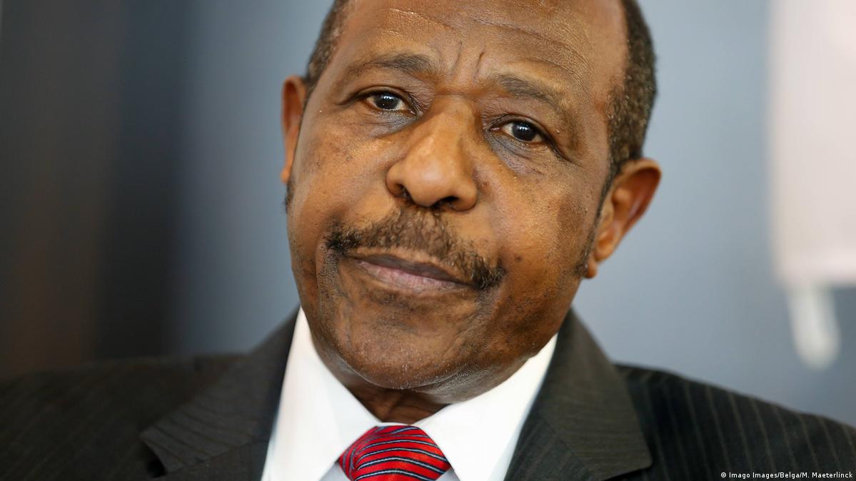Wanyarwanda 'ni wafungwa katika nchi yao': Rusesabagina – DW – 01.07.2023
