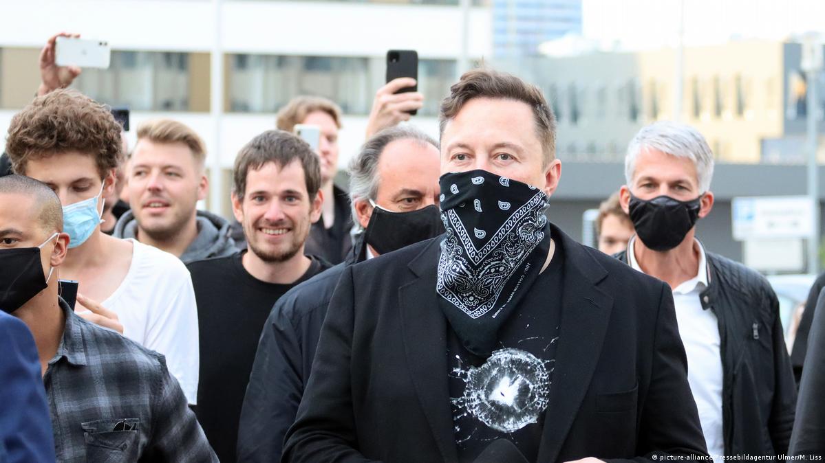 Elon Musk meets with German economy minister – DW – 09/02/2020