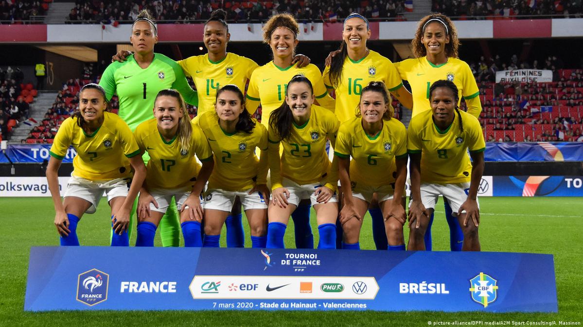 Brazil announces equal pay for national football teams – DW – 09/02/2020