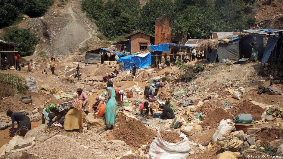 DR Congo: More than 50 killed in gold mine collapse