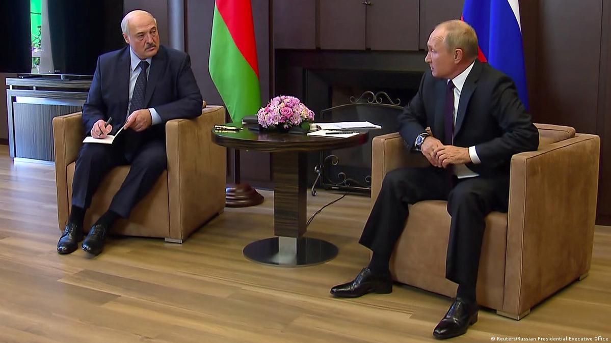 Putin meets Lukashenko, pledges $1.5 billion loan – DW – 09/14/2020