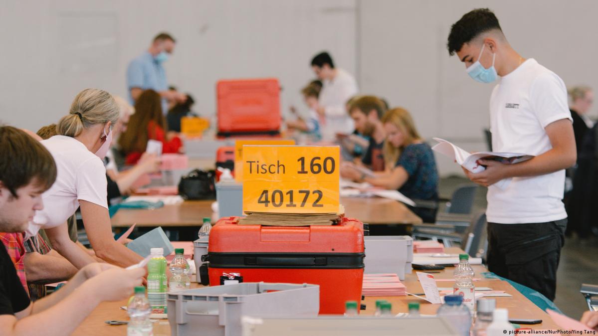 Germany's integration councils — the election for everyone – DW – 09/17 ...