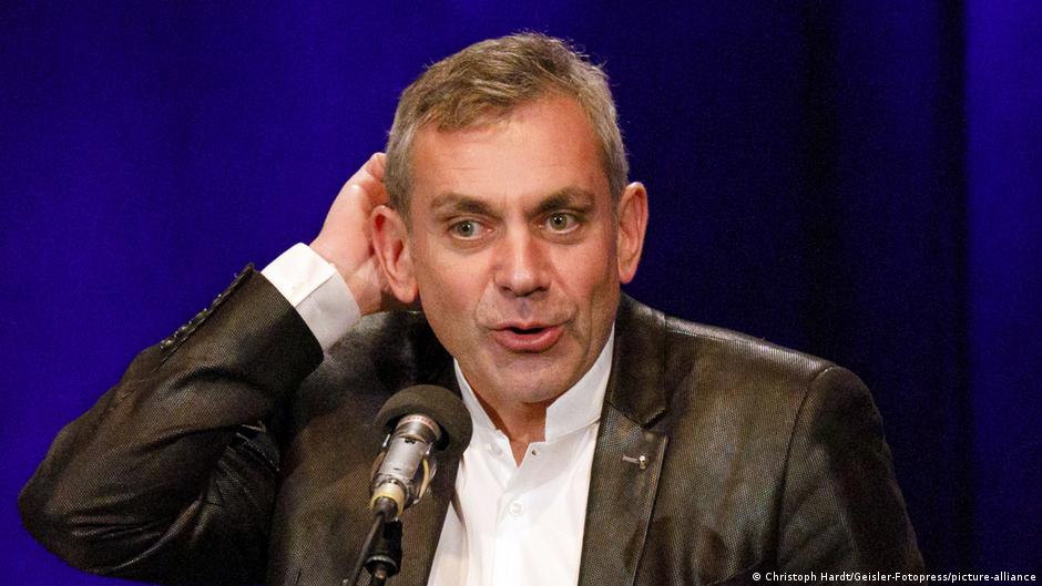 Wladimir Kaminer on Berlin′s anarchic years | Meet the Germans | DW ...