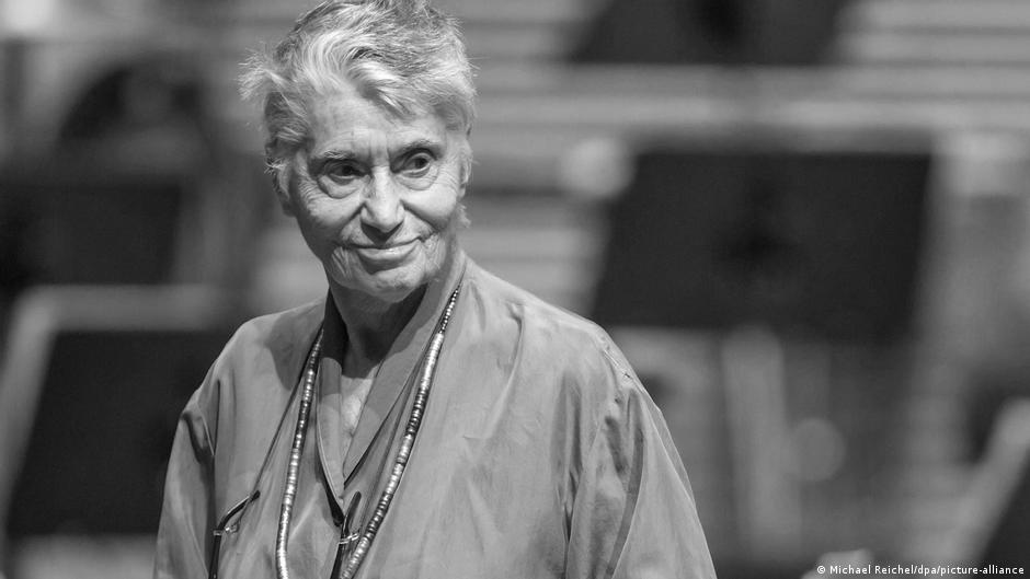 Holocaust survivor and author Ruth Klüger dies at 88 – DW – 10/07/2020