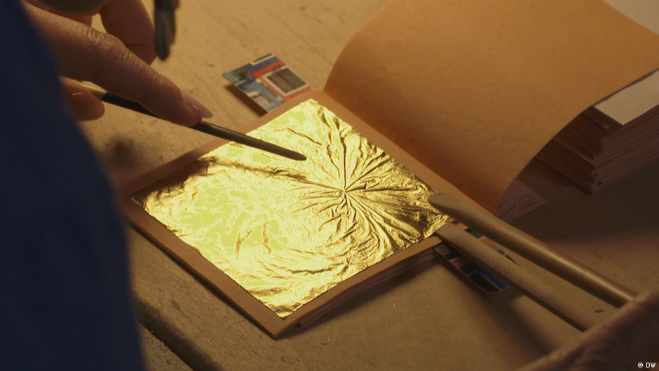 The Goldbeaters of Venice, an Age-old Tradition – DW – 06/11/2022