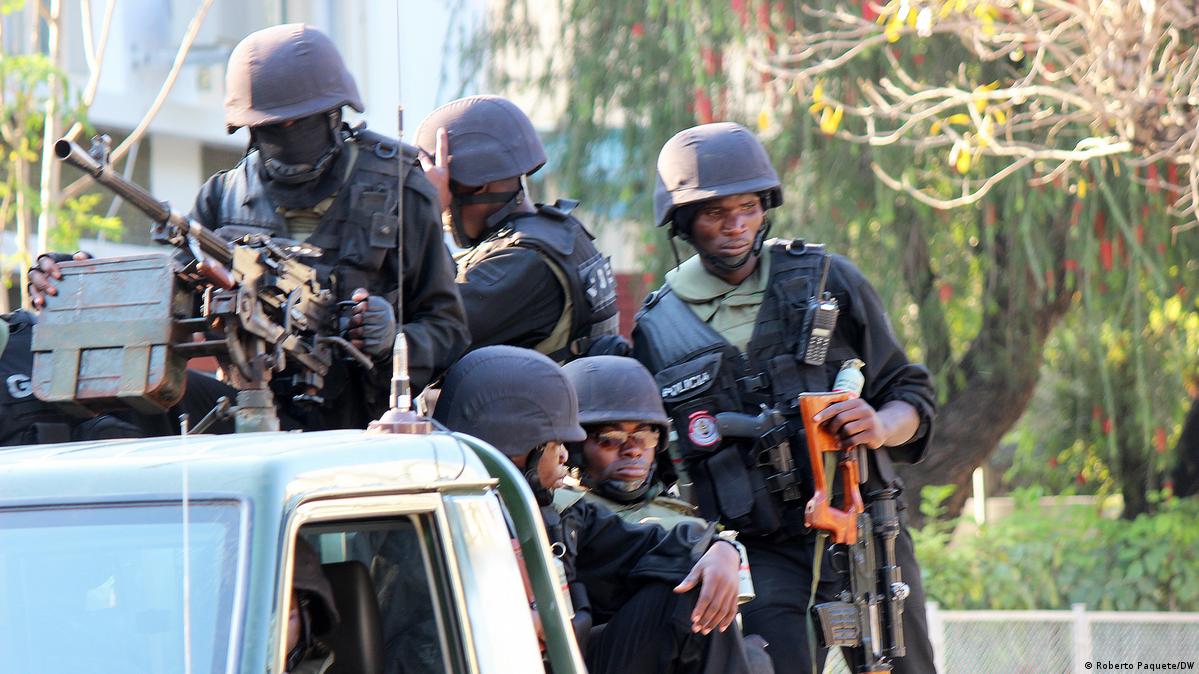 Quase 300 pessoas resgatadas de autoproclamados Naparamas – DW – 24/04/2025