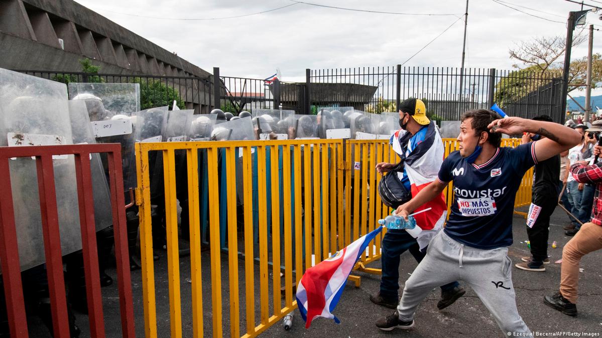 Costa Rica: policías encubiertos en protestas eleva tensión – DW – 14 ...