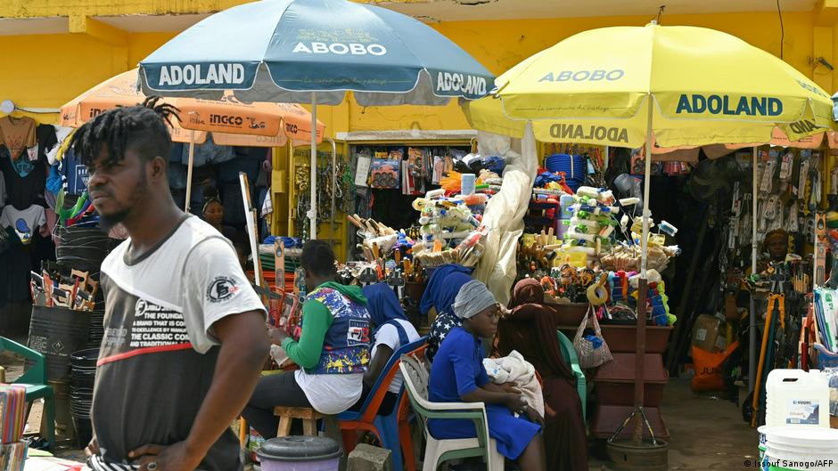 Côte d'ivoire: calme relatif avant la présidentielle – DW – 24/10/2025