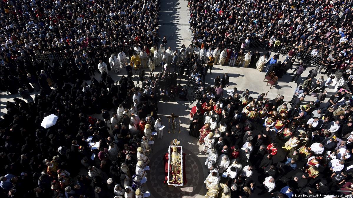 Kegiatan Rohani di Tengah Pandemi – DW – 25.11.2020