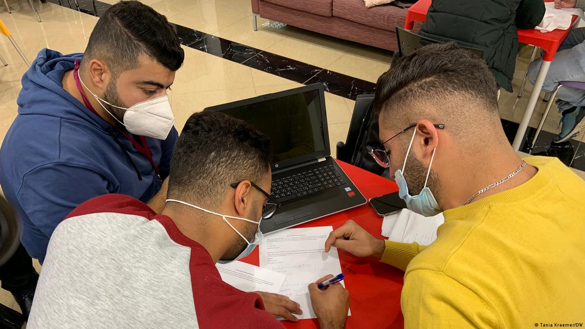 German-backed Axsos Academy opens in the West Bank – DW – 12/02/2020