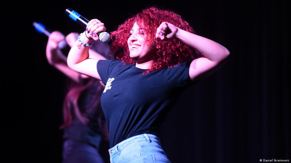 Roma band in Serbia raps for women's rights – DW – 02/18/2021