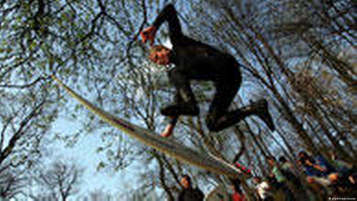 "Keep Surfing" – DW – 20.05.2010