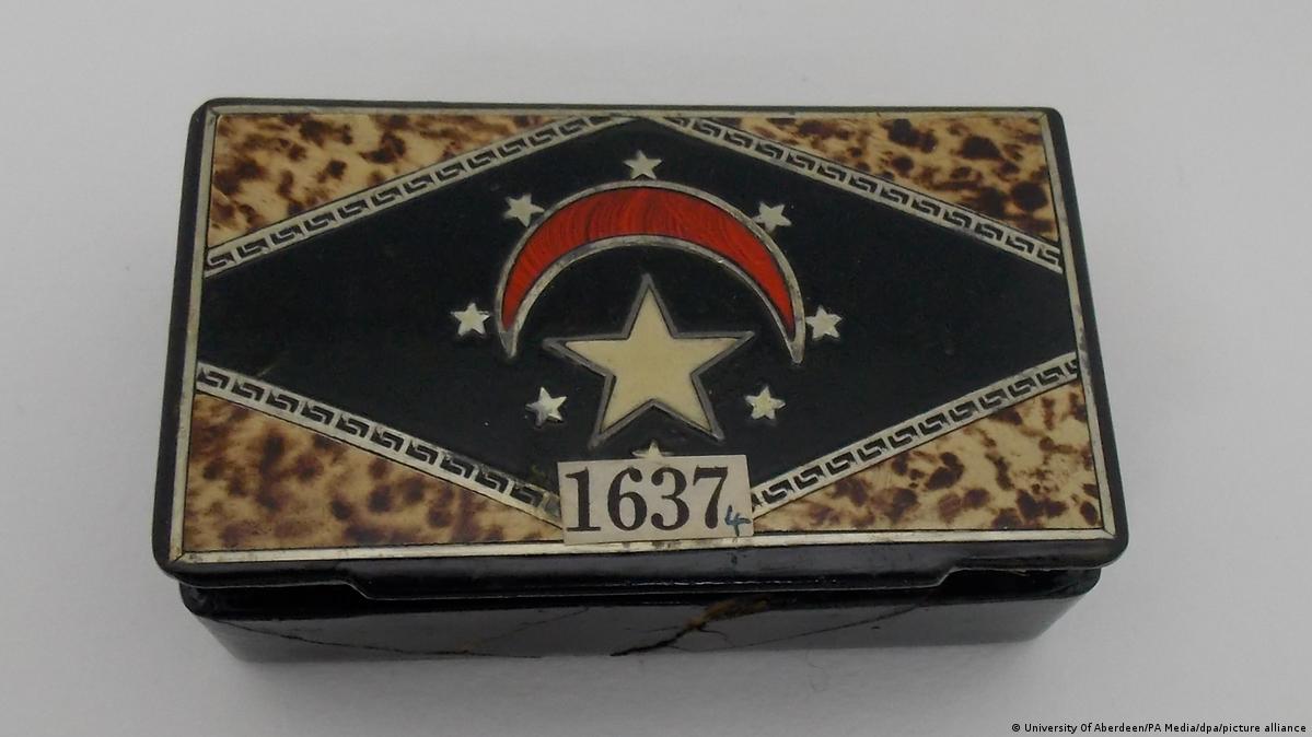 Ancient Egyptian artifact found in cigar box