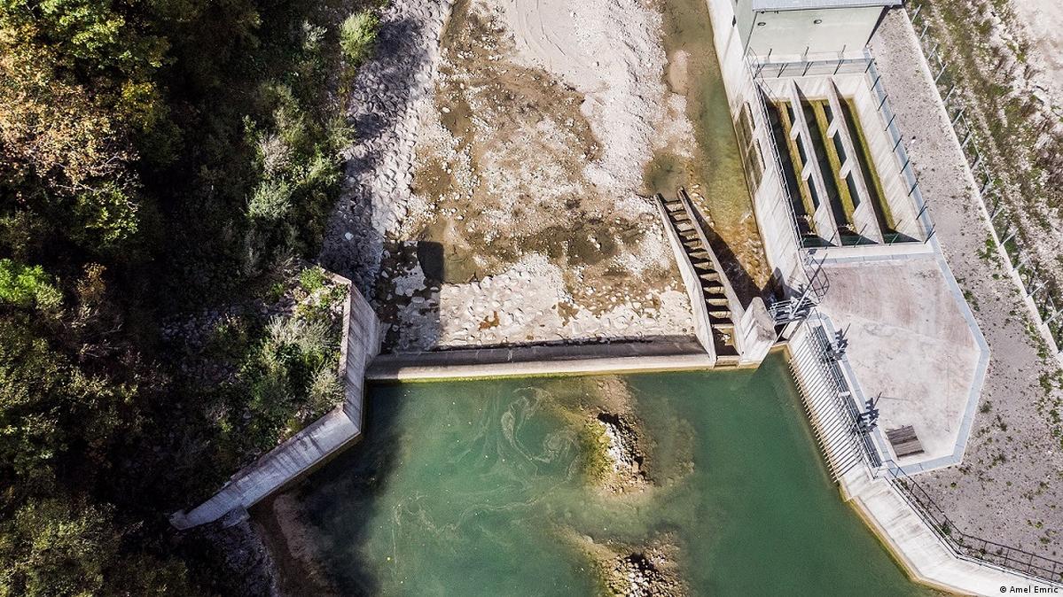 Voda pod visokim naponom – DW – 21.12.2020