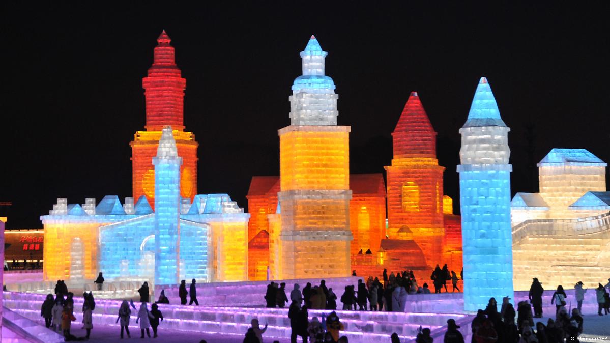 China: Harbin shines in icy splendor – DW – 01/03/2021