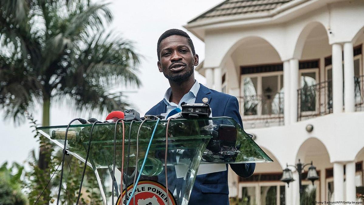 Uganda: Court orders end to Bobi Wine's house arrest – DW – 01/25/2021