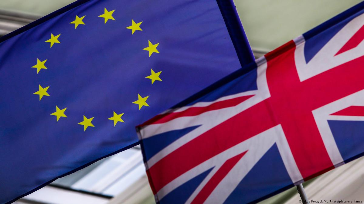 EU-UK tensions hit boiling point – DW – 10/12/2021