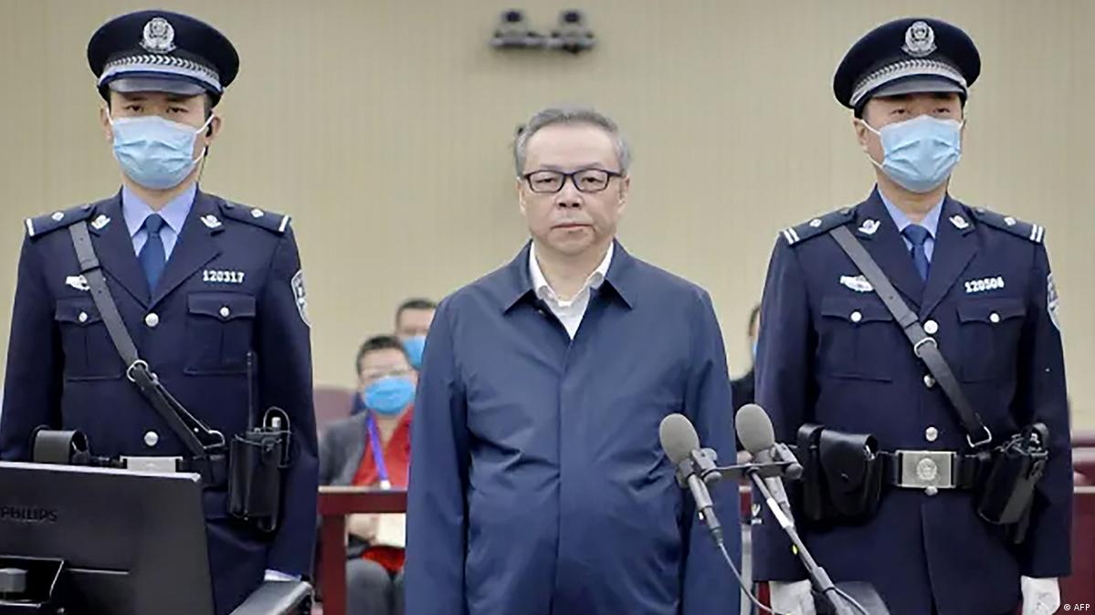 China executes former top assets banker – DW – 01/29/2021