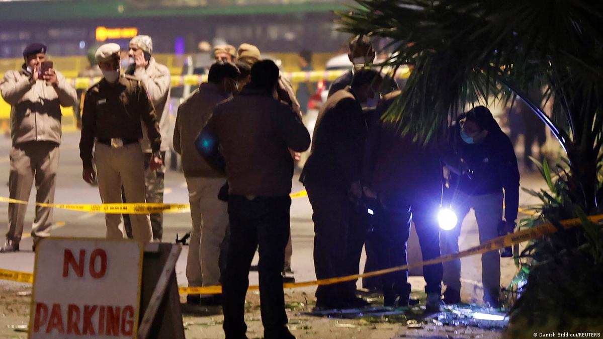 India: Explosion hits near Israeli embassy in Delhi – DW – 01/29/2021