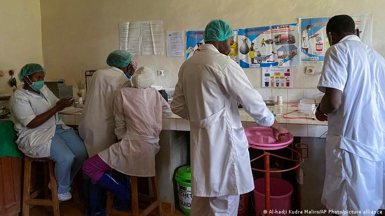 Maambukizi, malaria, na utapia mlo sababu za vifo DRC: WHO