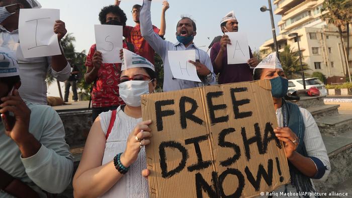 Who is arrested India ′toolkit′ activist Disha Ravi? | Asia | An in ...