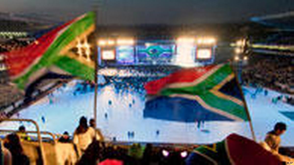 Video: Sudáfrica inaugura con éxito la Copa Mundial 2010. – DW – 12/06/2010
