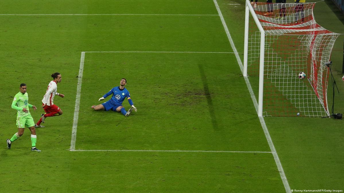 German Cup: RB Leipzig see off Wolfsburg to reach final four – DW – 03 ...