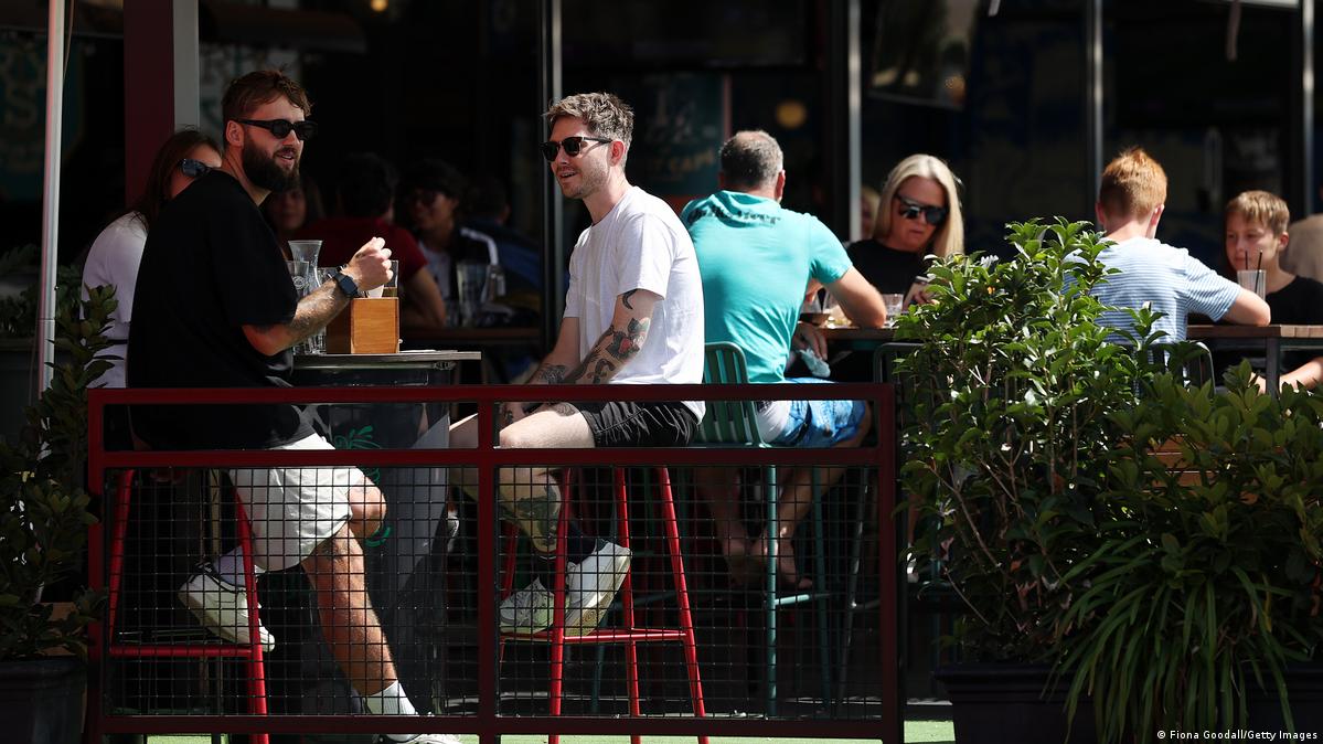 Coronavirus digest: Auckland emerges from lockdown