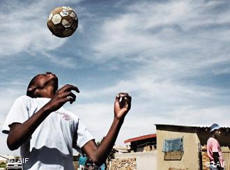 Soccer made in Africa – more than just a game – DW – 07/09/2010