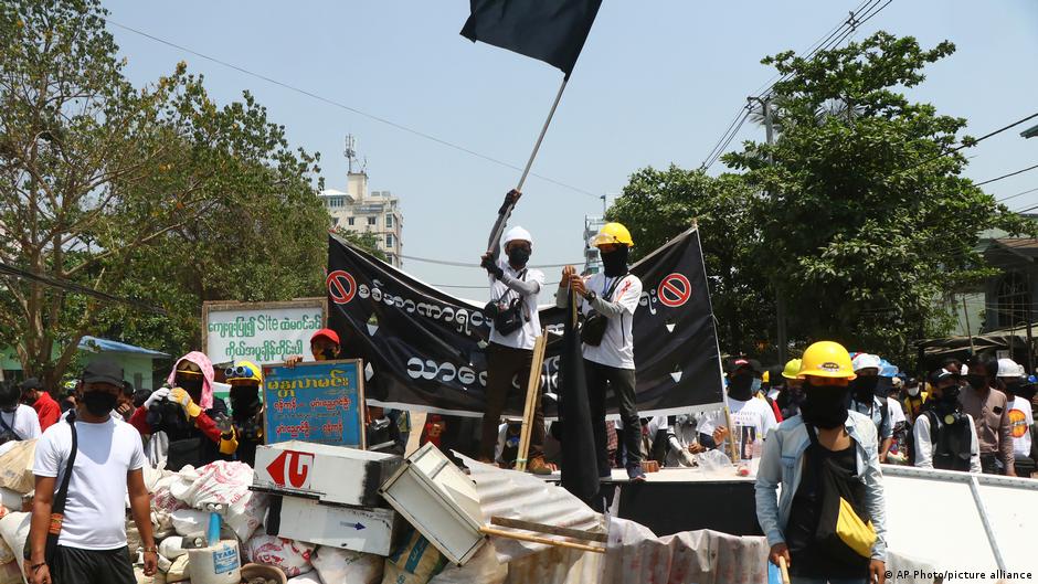 Myanmar: Protesters defy rising death toll – DW – 03/20/2021