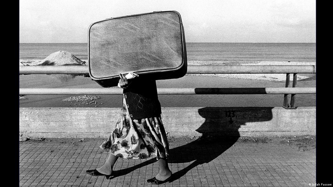 Capturing conflict: Photography and its effects