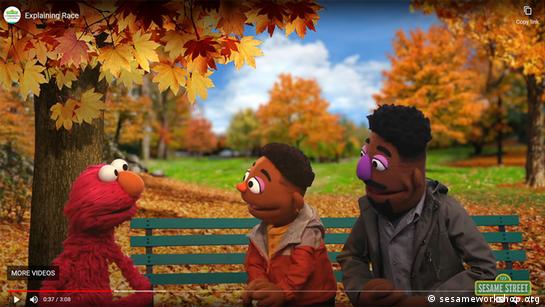 'Sesame Street' debuts Black muppets in videos on race – DW – 03/25/2021
