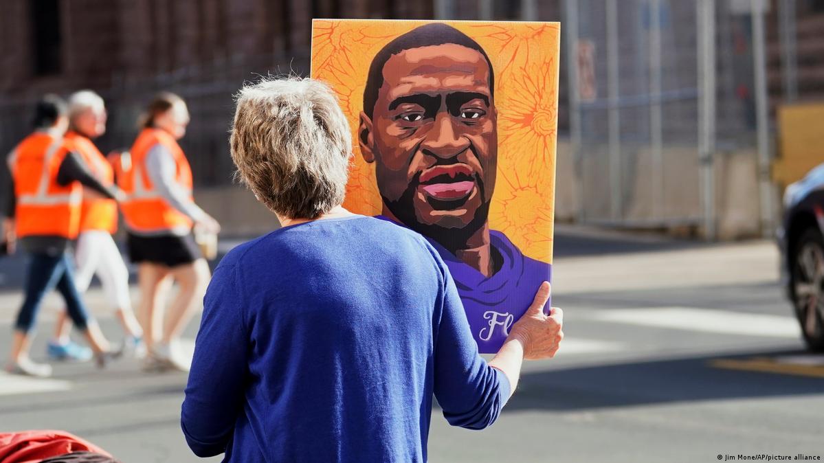 Doctors: George Floyd died from lack of oxygen – DW – 04/09/2021