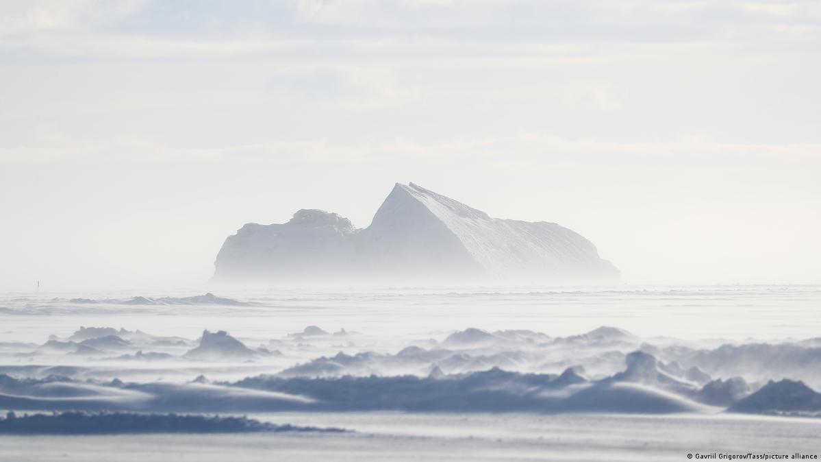 „Wirusy zombie” kryją się pod lodem. Komu zagrażają? – DW – 03.01.2023