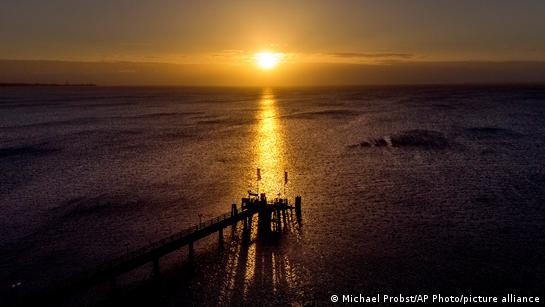 What is the Three Seas Initiative and why is it expanding? – DW – 09/06 ...