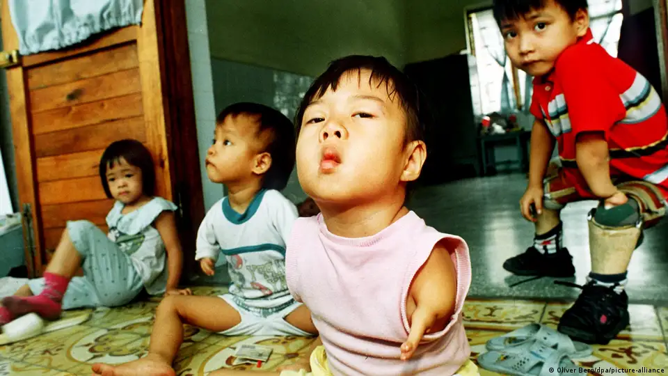 Agente Naranja El Agente Naranja Y El Medio Natural