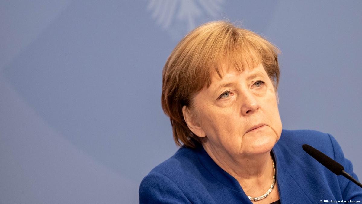 Merkel recuerda a víctimas del nazismo en la Segunda Guerra – DW – 08 ...