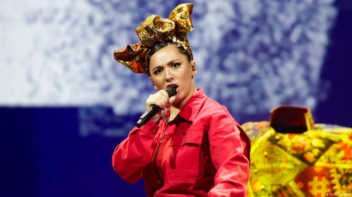 Eurovision: Tajik singer polarizes Russia – DW – 05/19/2021