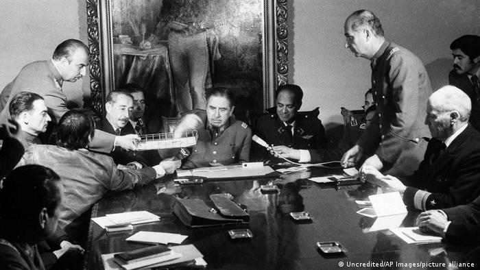 Folterknecht Walther Klug Rivera vor Auslieferung | Welt | DW | 25.06.2021