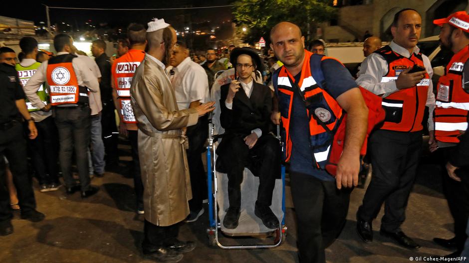Casualties after West Bank synagogue bleacher collapse – DW – 05/16/2021