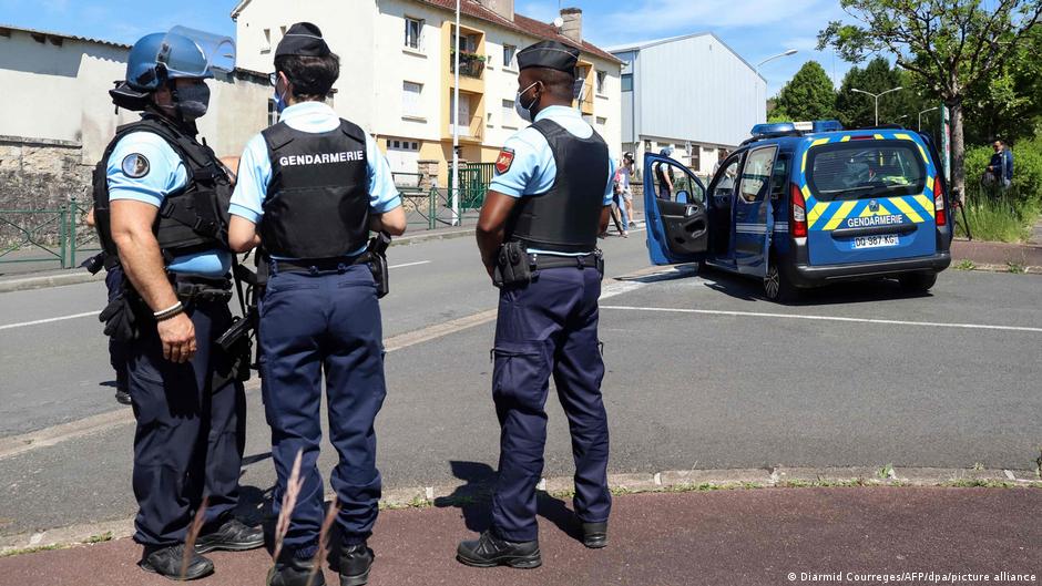 France captures ex-soldier after overnight manhunt – DW – 05/31/2021