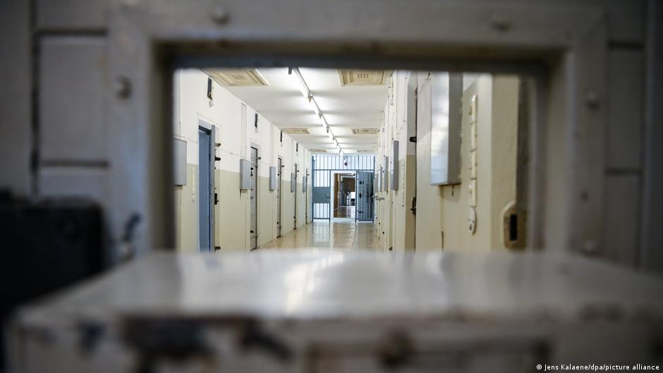 Germany: Looking through DDR Stasi files – DW – 07/03/2021