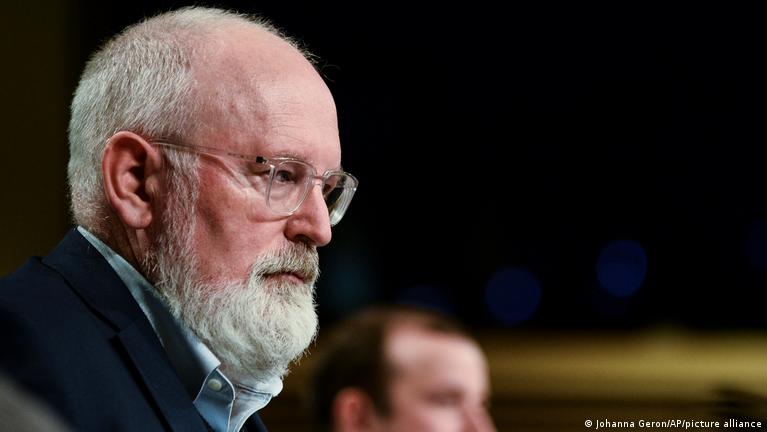 European Commission vice president: Ukraine deserves support – DW – 01 ...