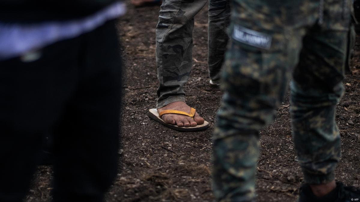 Myanmar: Junta air strike kills dozens, rebel group says – DW – 10/24/2022 Myanmar: Junta air strike kills dozens, rebel group says – DW – 10/24/2022