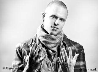 Reimen in Gebärdensprache - der finnische Rapper Signmark lebt seinen ...